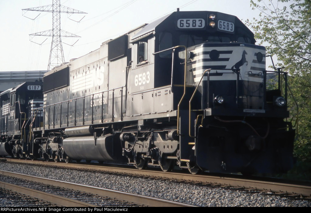 Norfold Southern 6583